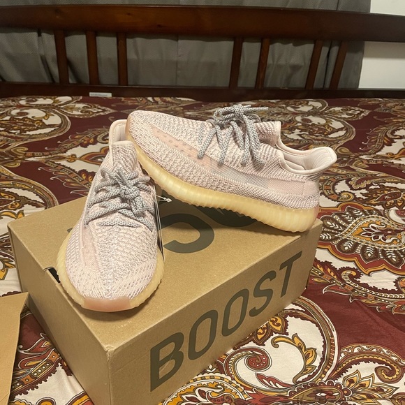 Yeezy | Shoes | Yeezys 35 V2 Synthetics Mint Condition | Poshmark